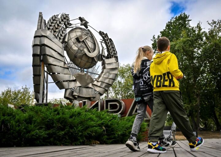Non, l'URSS n'existe plus juridiquement, contrairement à ce qu'affirme un proche de Poutine ...